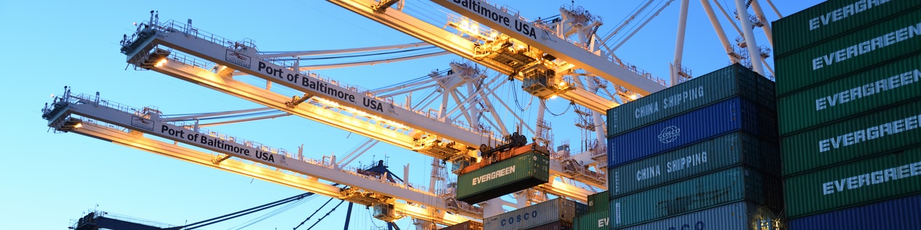 LinkedIn Background Photos in 2021 - ResumeKraft