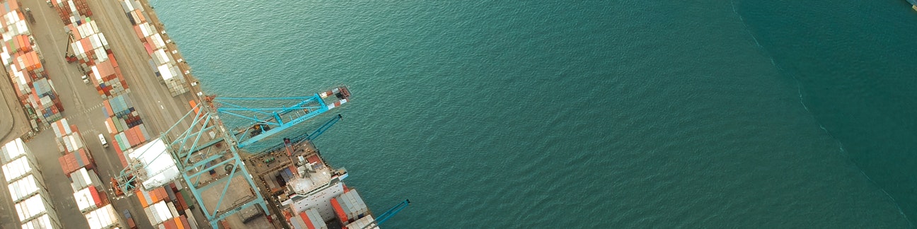 LinkedIn Background Photos in 2021 - ResumeKraft